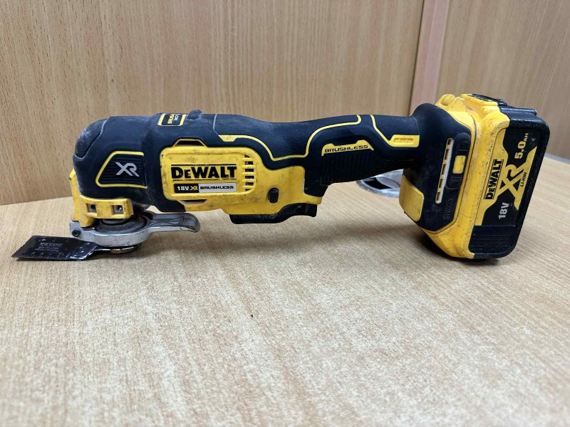 Dewalt Dcs355 With 5.0Ah Battery Yellow | 020000151266 | Cash Converters