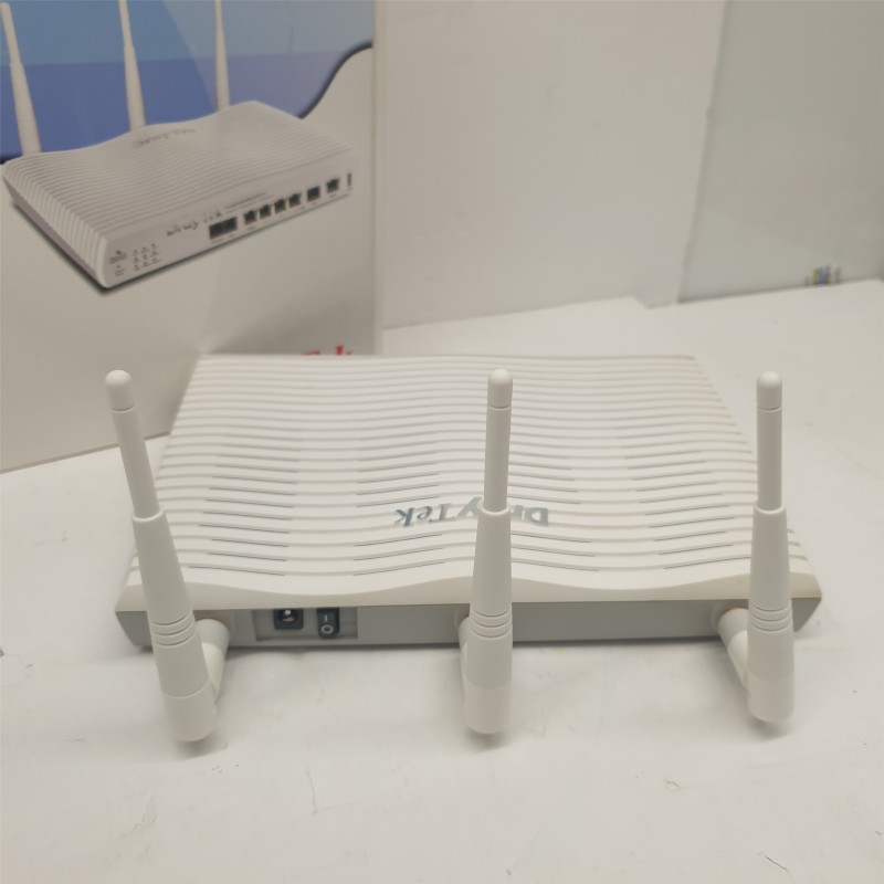 Draytek Vigor 2820 Series Adsl Router Adsl2+ Security Firewall White ...