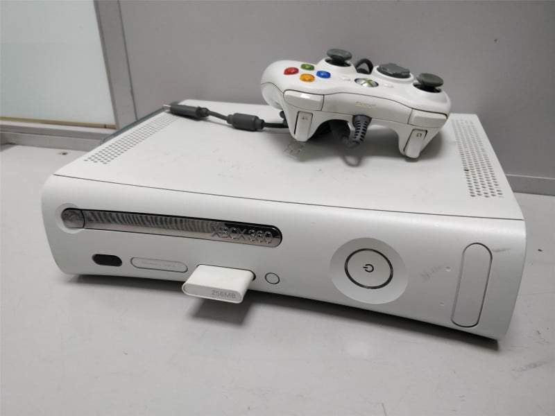 Xbox Xbox 360 White | 020300162972 | Cash Converters