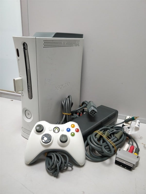 Xbox Xbox 360 White | 020300162972 | Cash Converters
