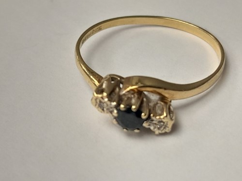 9ct Trilogy Yellow Gold Ladies Ring With Stone SizeN | 018500244093 ...