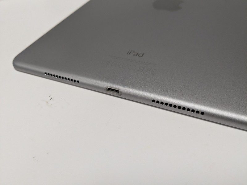 Apple iPad Pro 9.7 128GB 128GB Grey | 050000130344 | Cash Converters