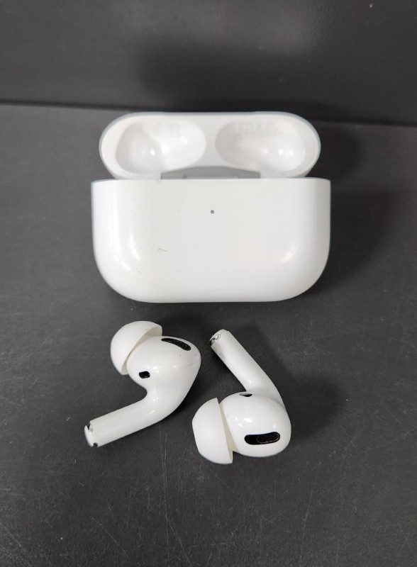 Apple Airpod Pro 1st Gen A2084 White | 049500124359 | Cash Converters
