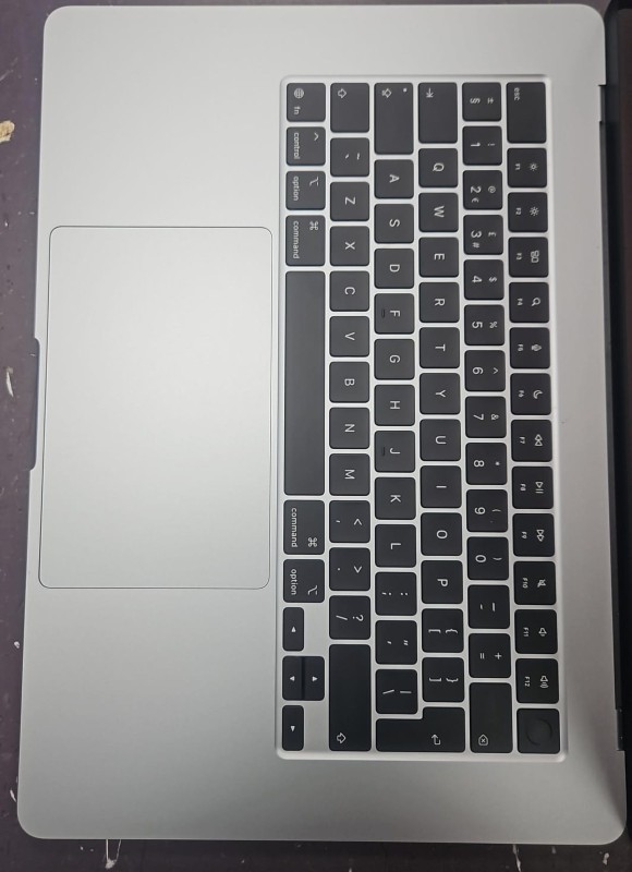 Apple Macbook Air 2025 15 Inch M4 Processor / 16GB Ram / 256GB SSD M4 ...