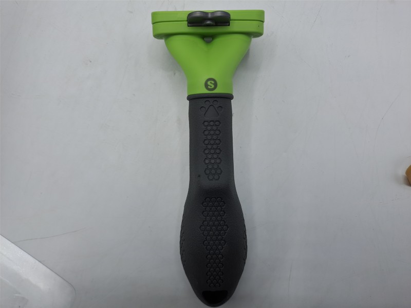 Furminator Green | 044600120085 | Cash Converters