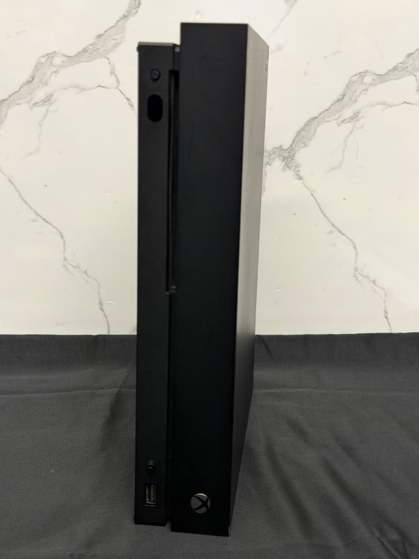 Xbox Xbox One X 1TB Black | 049400191890 | Cash Converters