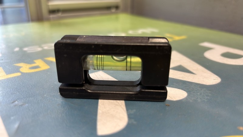 Magnetic Pocket Spirit Level Black | 046800067742 | Cash Converters