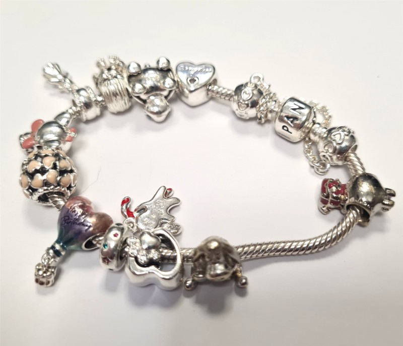 Pandora & 11 Charms Bracelet 0.01G | 030100261637 | Cash Converters