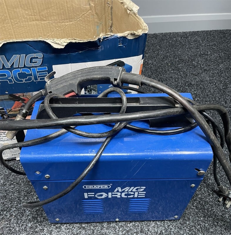 Draper 230V Mig Force Gasless Mig Welder | 027300097267 | Cash Converters