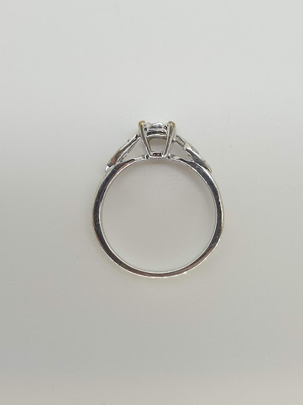 9ct White Gold Diamond Ring Size M | 037000143351 | Cash Converters