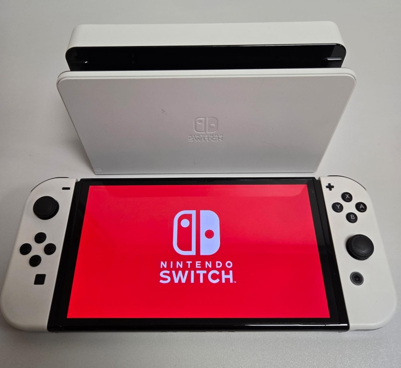 Nintendo Console Nintendo Switch Oled | 041500142031 | Cash Converters