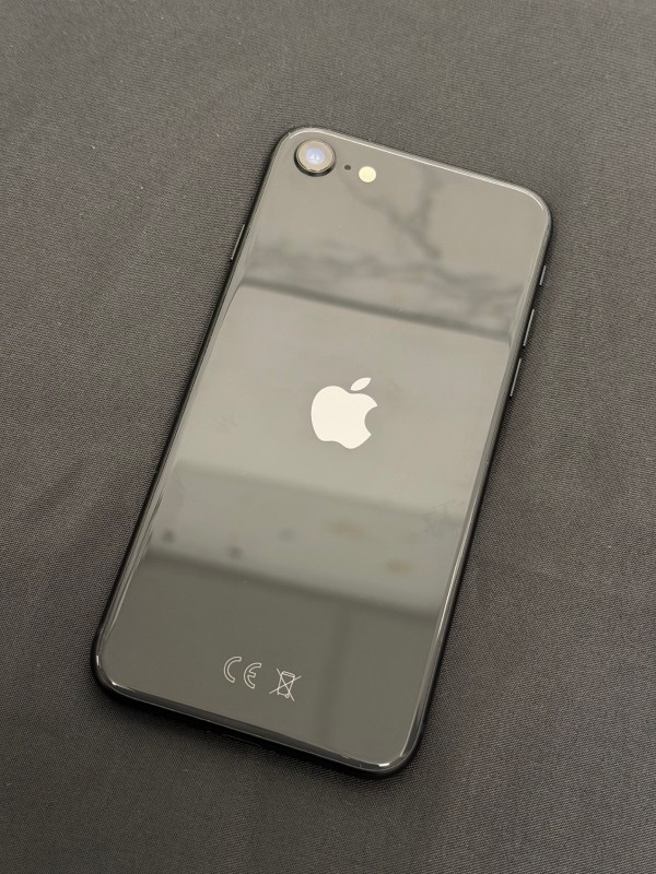 Apple iPhone Se 64GB Black | 049400191880 | Cash Converters