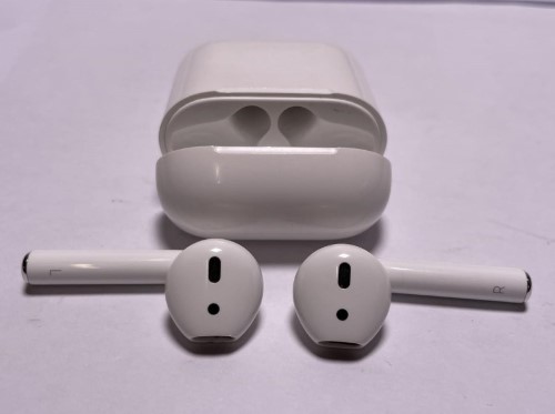 Apple Air Pods 1st Gen A1602+A2031 White | 046800060760 | Cash Converters