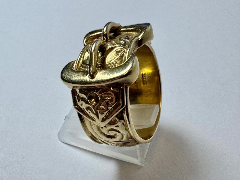 9ct Yellow Gold Ring Size V | 049000174334 | Cash Converters