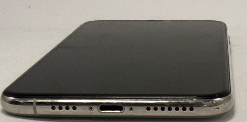 Apple iPhone Xs Max 64GB White | 020700386874 | Cash Converters