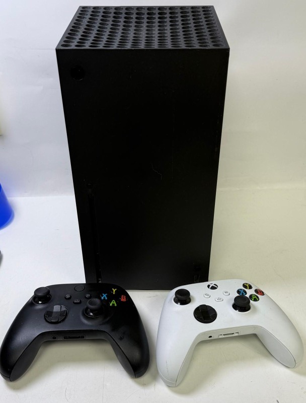 Xbox Xbox Series X Black | 032000120858 | Cash Converters