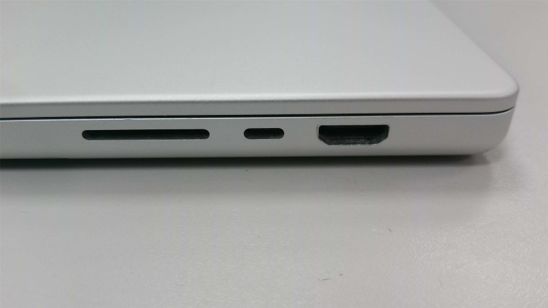 Apple A2485 Macbook M1 Pro 16" 16GB Ram 512GB SSD M1 Pro 16GB 512GB SSD ...