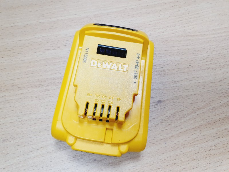 Cordless Tool Battery Dewalt | 046900119719 | Cash Converters