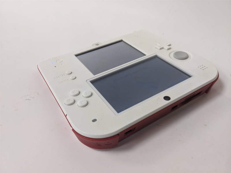 Nintendo 2DS White | 018100195228 | Cash Converters