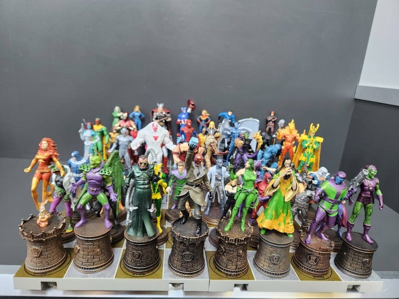 Eaglemoss Marvel Collection Chess Set White | 049500126387 | Cash ...