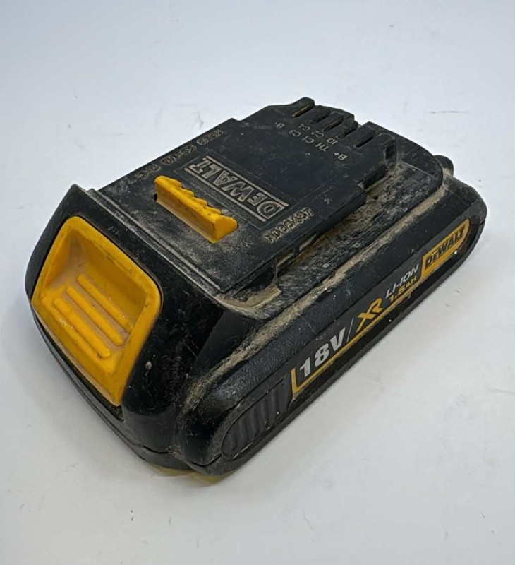 Cordless Tool Battery Dewalt Battery 1.5Ah | 030600168300 | Cash Converters