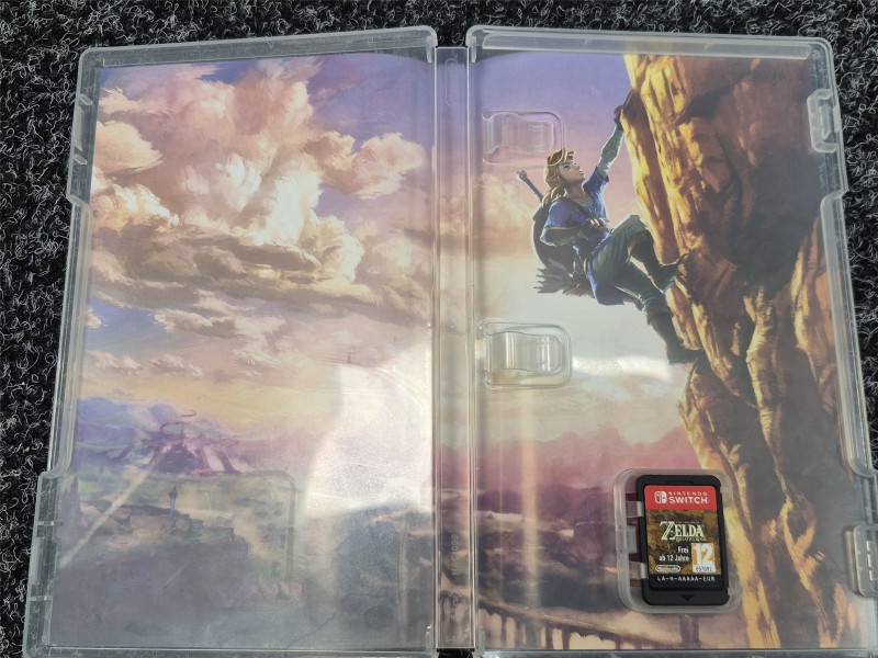 Zelda Breath Of The Wild Nintendo Switch | 017900195755 | Cash Converters