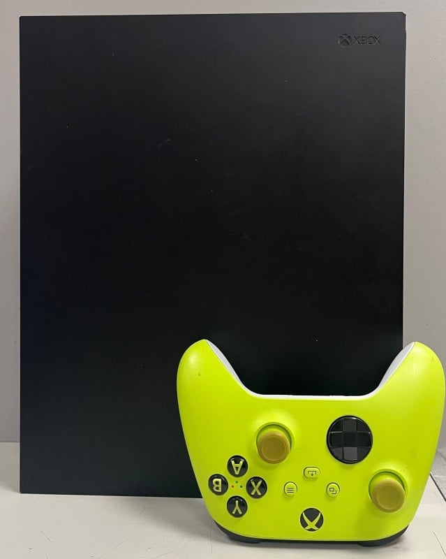 Xbox One X Xbox One X 1TB Black | 015400181406 | Cash Converters