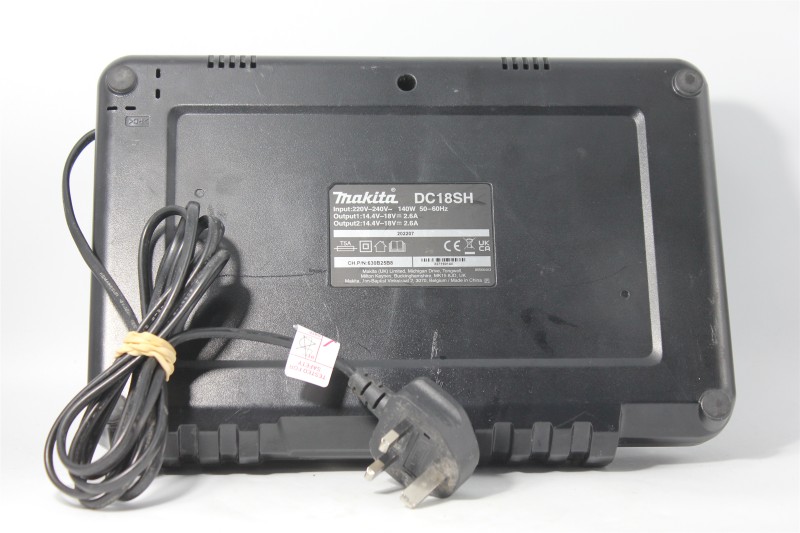 Makita Dc198sh Battery Charger | 042800157227 | Cash Converters