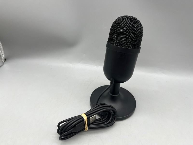 Trust Black | 031900096832 | Cash Converters