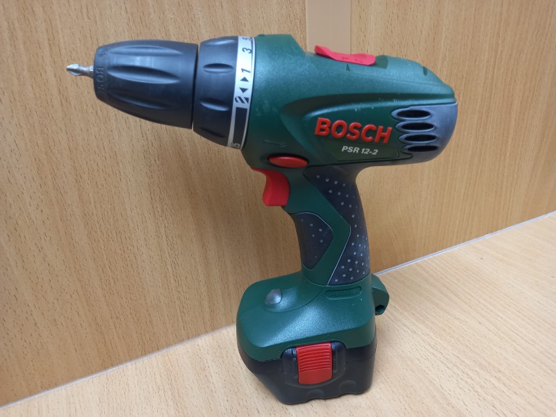 Bosch Psr 12 2 With 2 Batteries Charger And Case for 64.99 Second Hand