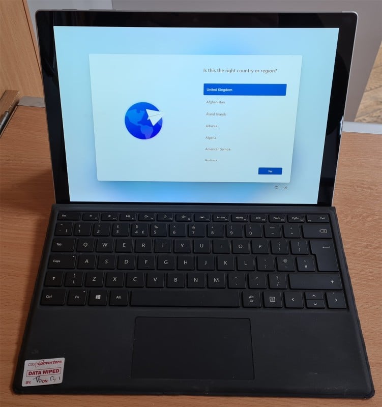 Microsoft Surface Pro 6 256GB (i7) 8650U 8GB, B Intel Core i7 8GB 256GB ...