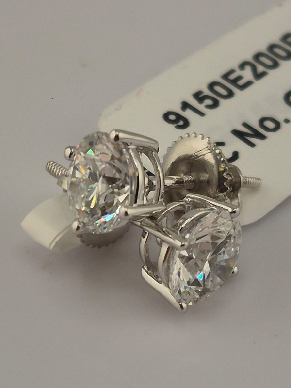 9ct Round Cut Diamond Studs / Earring Pierced 1.2G | 030100264813 ...