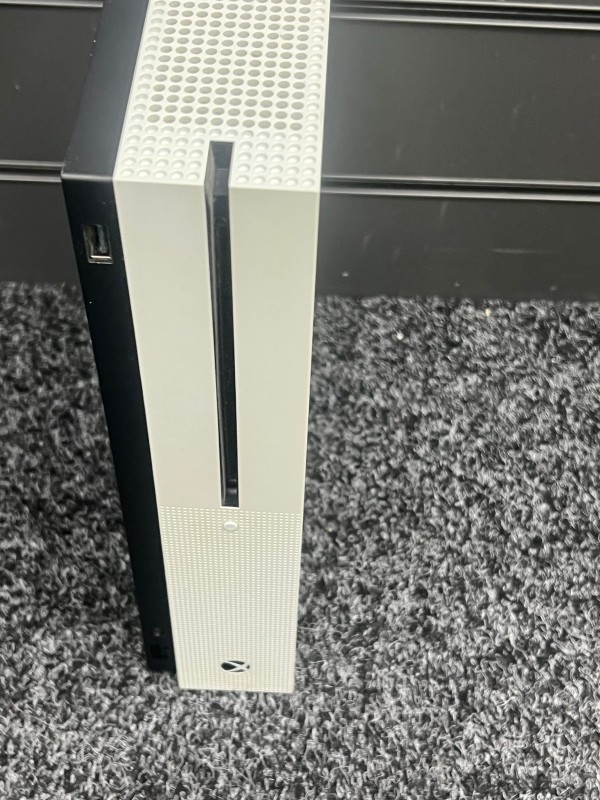 Xbox Xbox One S 500GB White | 059500005197 | Cash Converters