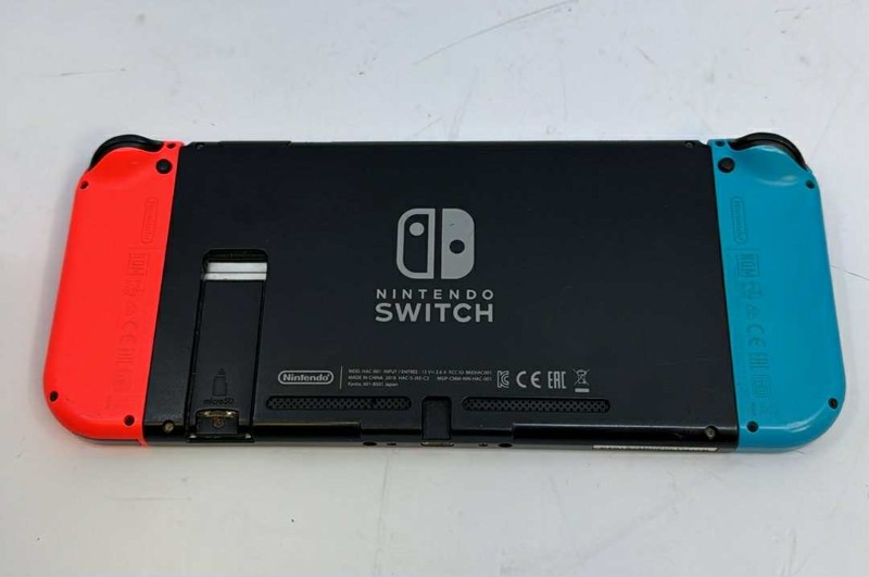 Nintendo Switch 32GB Home Console - Neon (Hac-001-01) Console Only ...