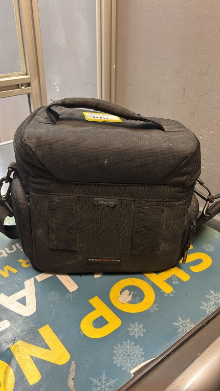 Lowpro, Bag Atlus 160, Black | 046800069643 | Cash Converters