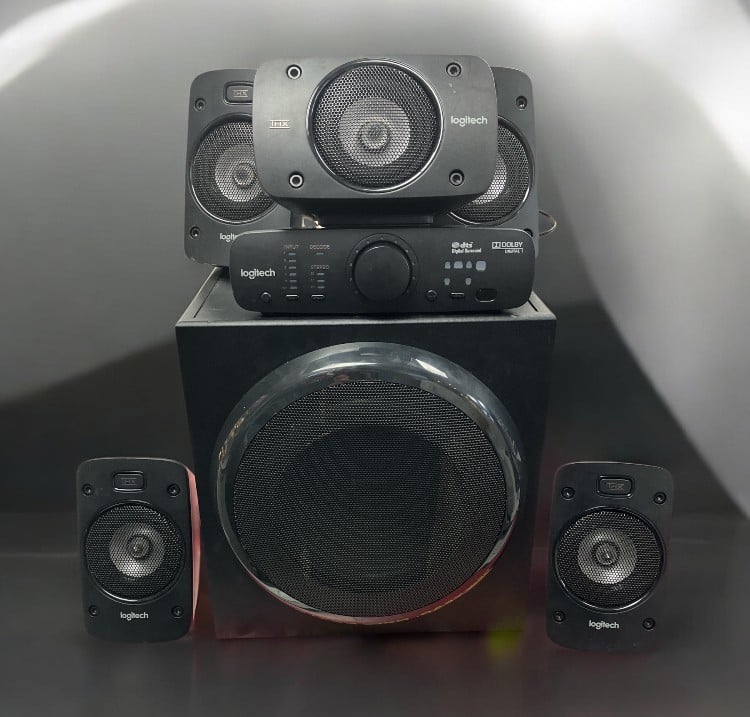 Logitech Z906 5.1 Surround Sound PC Speaker Set No Remote Black ...