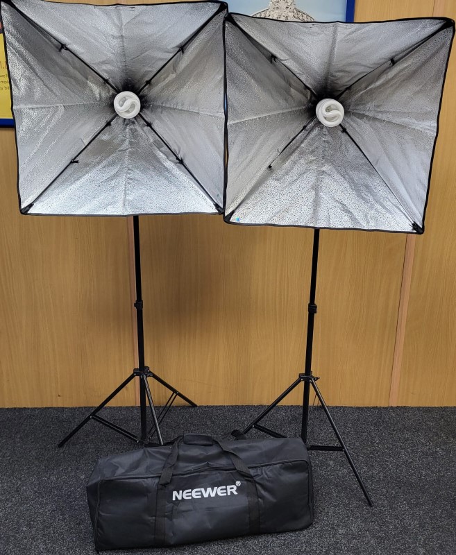 Light Kit Neewer 700W Softbox Background Lighting Kit | 046500123203 ...