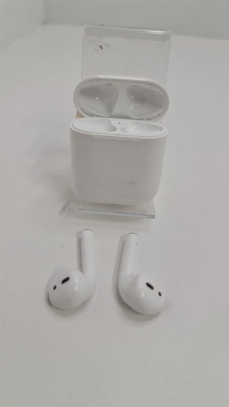 Apple Airpods 2nd Gen A2031+A2032 White | 019300248451 | Cash Converters