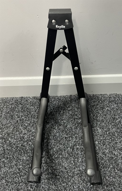 Keplin Guitar Stand Black | 027300098805 | Cash Converters