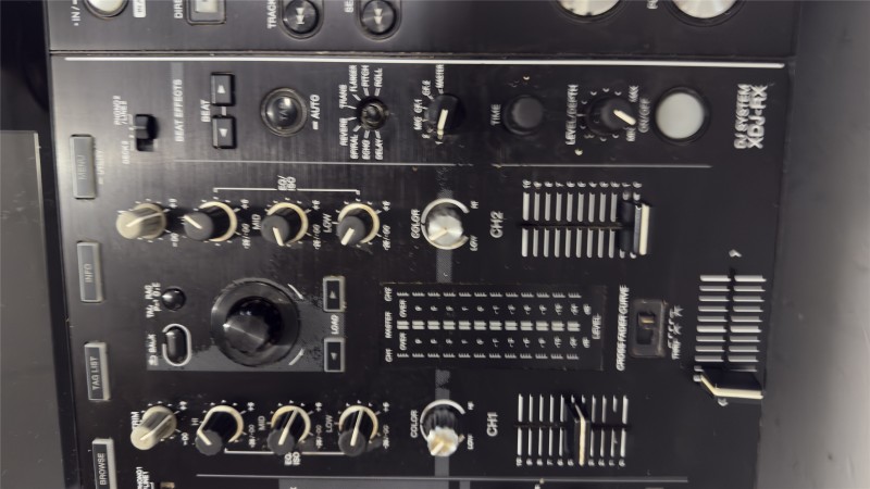 DJ Mixer Pioneer | 046600088802 | Cash Converters