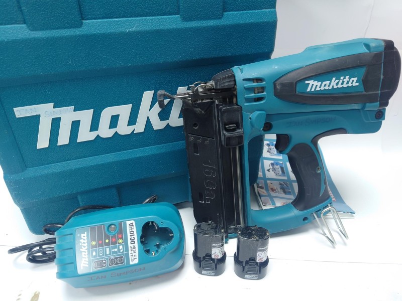 Makita Gf600 Nail Gun - Complete In Hard Case | 050000129387 | Cash ...