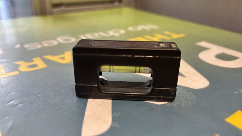 Magnetic Pocket Spirit Level Black | 046800067742 | Cash Converters