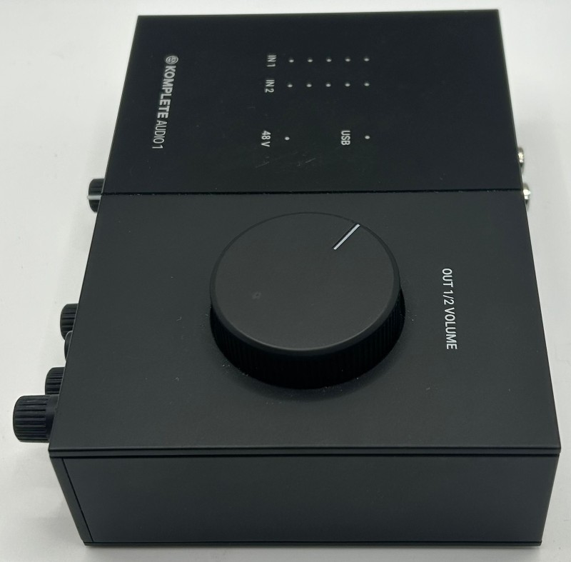 Native Instruments Komplete Audio 1 Two-Channel Audio Interface Black ...