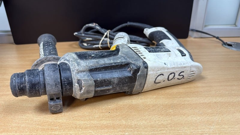 Makita, Hr2470, Electric Sds Plus Drill 110V, | 044300076738 | Cash ...