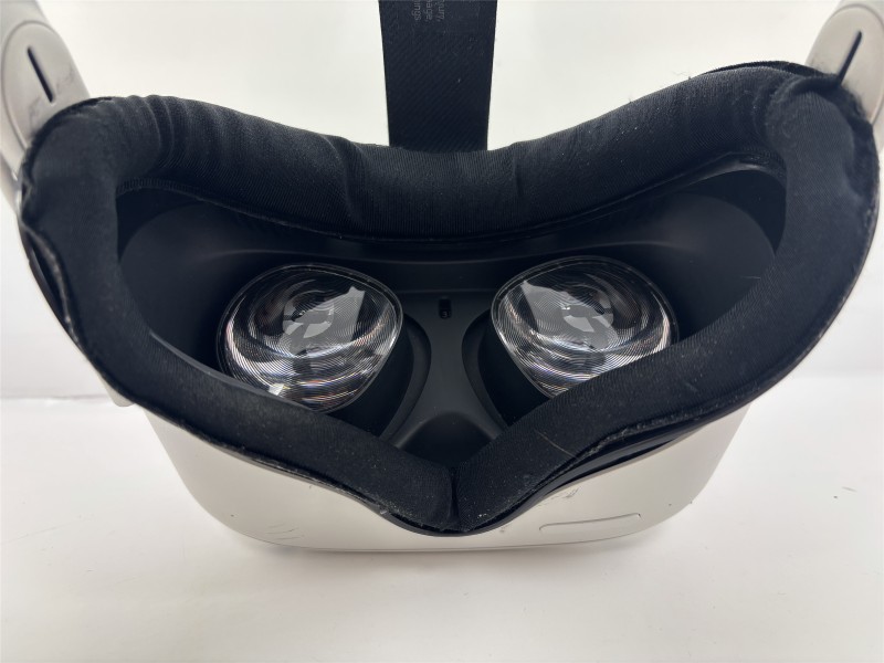 Oculus Meta Quest 256GB Quest White | 015700298188 | Cash Converters