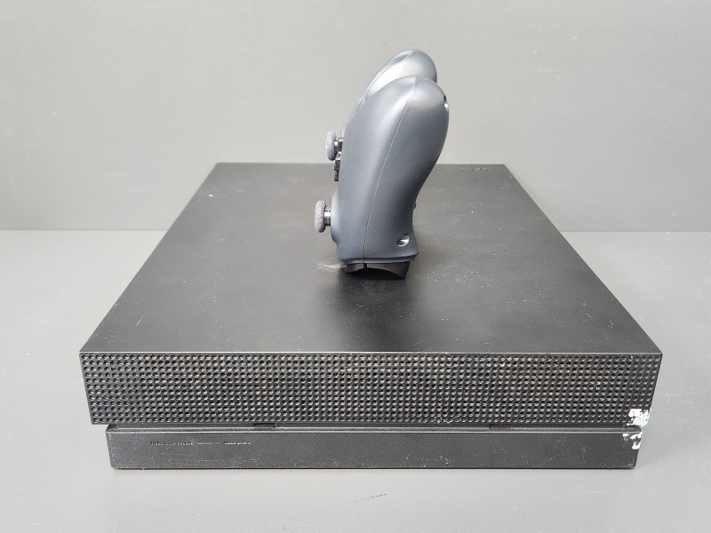 Xbox One X 1TB Home Gaming Console Xbox One X 1TB Black | 049500126149 ...