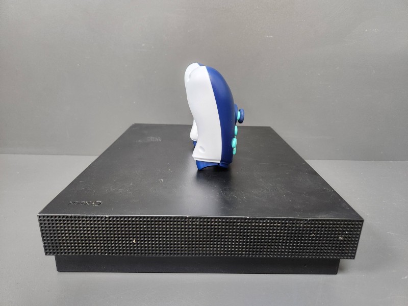 Xbox One X 1TB Home Gaming Console Xbox One X 1TB Black | 049500125943 ...