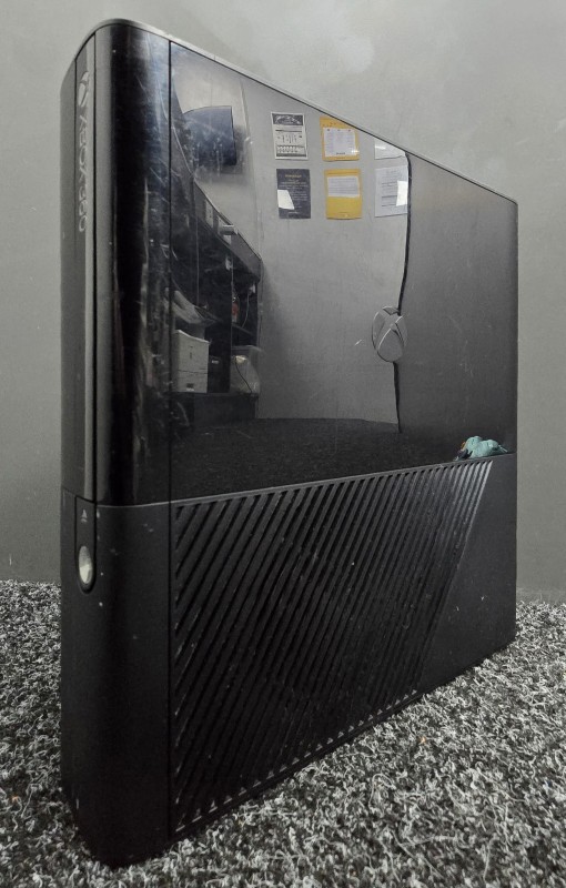 Xbox Xbox 360 E 250GB Black | 016500274098 | Cash Converters