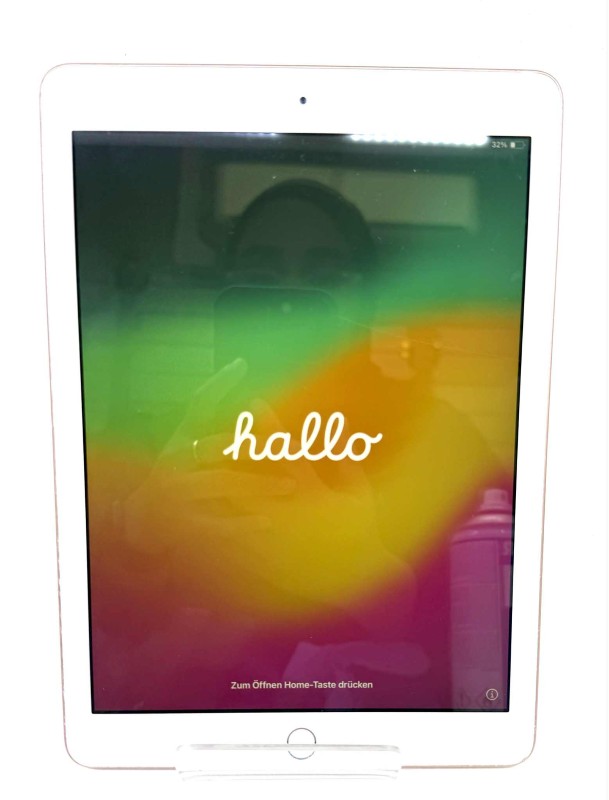 Apple iPad 6th Gen 32GB Wi-Fi Only 32GB White | 030400227621 | Cash ...