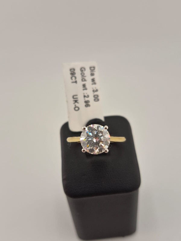 9ct Diamond Soltaire Ring / Ring Size O | 030100264808 | Cash Converters